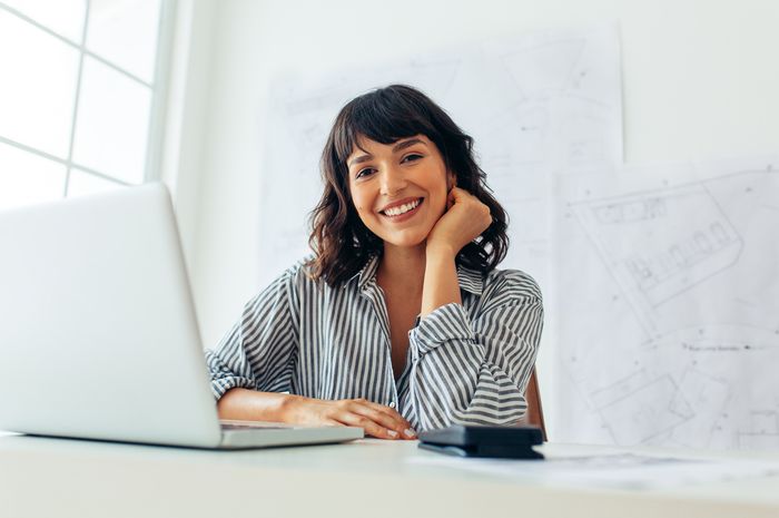 Fresh Graduate Harus Tahu, Ini 7 Larangan Cara Berpakaian ke Kantor ... Fresh Graduate Harus Tahu, Ini 7 Larangan Cara Berpakaian ke Kantor ...