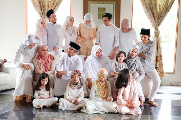 3 Cara Menjawab 'Apa Pekerjaanmu?' saat Kumpul Keluarga di Momen ...