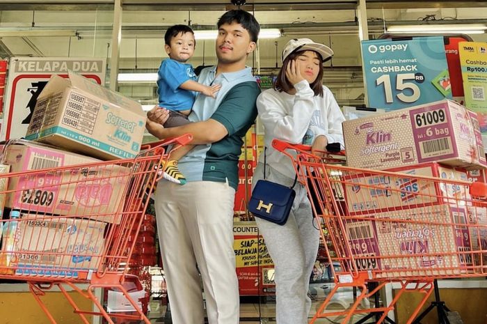 4 Tips Hemat Belanja Online ala Fuji dan Thariq Halilintar, Pilih Harga Temurah! - Semua Halaman ...