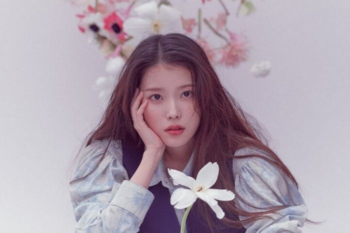 Debut di Usia 15 Tahun, Ini Perjalanan Karier IU di Dunia Musik dan ...