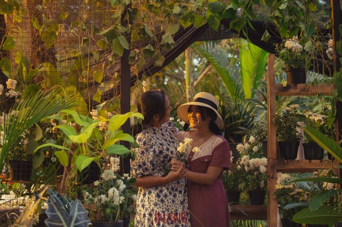 Review Film Inang, Perjuangan Perempuan di Kota Besar dalam Balutan ...