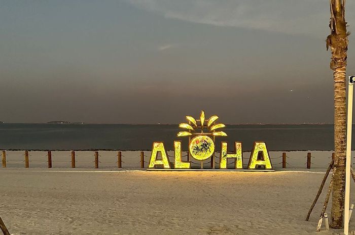 4 Aktivitas Seru di Aloha Pasir Putih, Hidden Gem Baru di PIK 2 - Parapuan