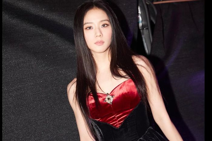 Makna Lirik Lagu All Eyes On Me di Album ME Debut Solo Jisoo BLACKPINK - Parapuan