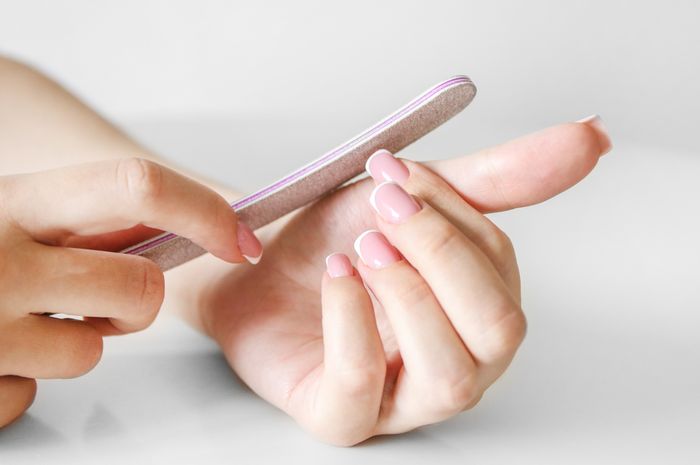 Shellac Nails Viral di TikTok, Begini Cara Menghapusnya dengan Tepat ...