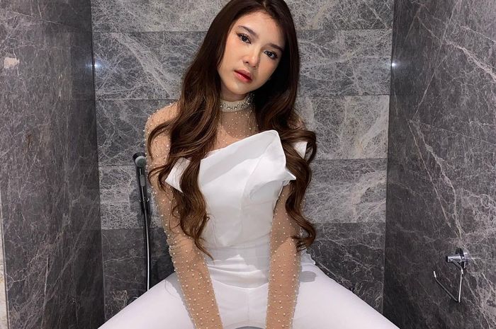 5 Gaya Fashion Tiara Andini yang Viral di TikTok, Selalu Bikin Salfok ...